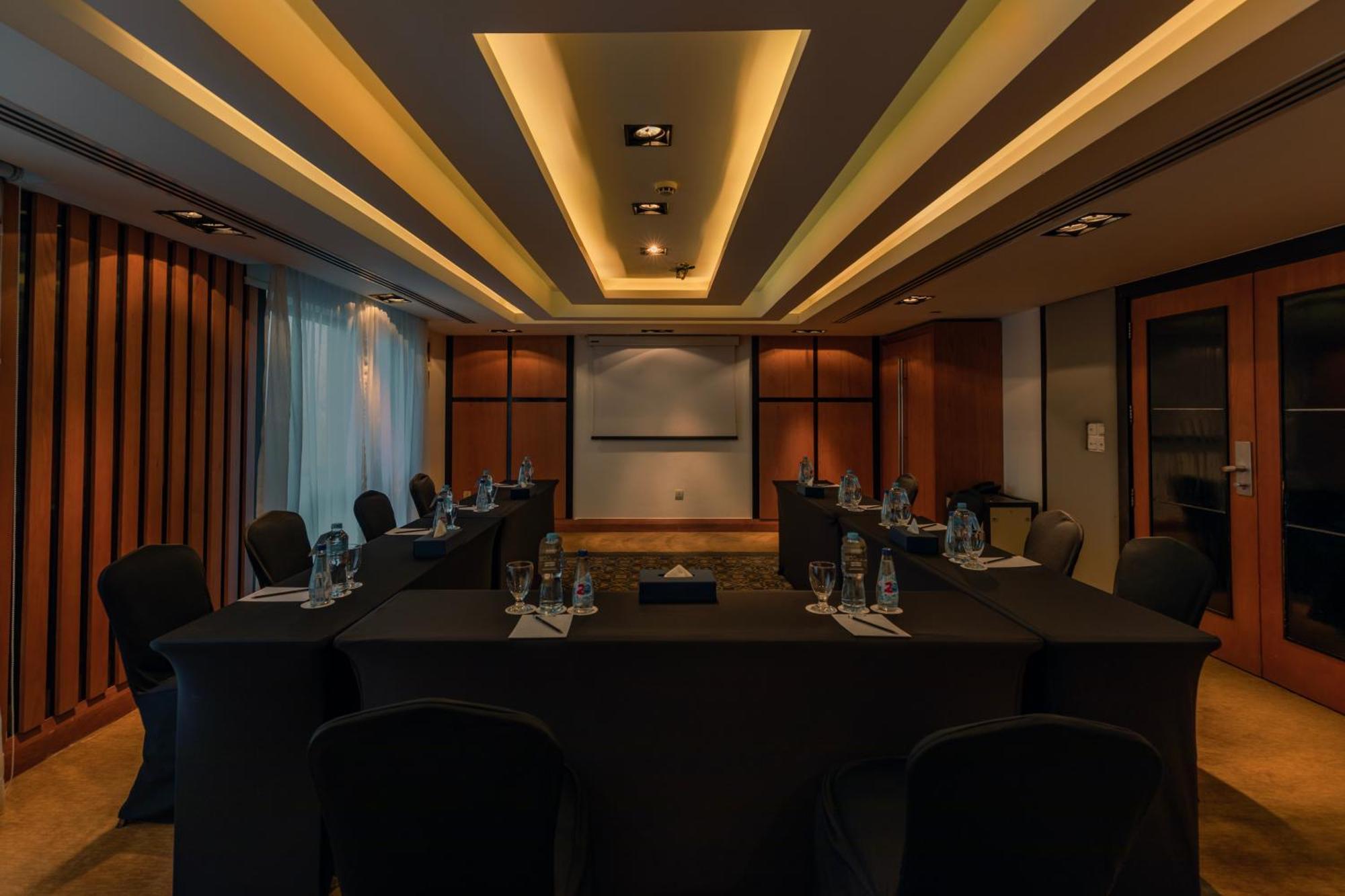 RADISSON BLU HOTEL, CAIRO HELIOPOLIS HOTEL